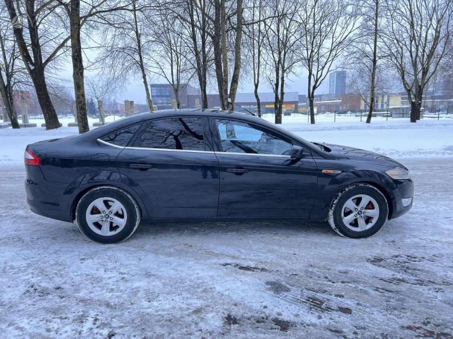 Melns Ford Mondeo 2007 Klaipėda, ar dzinēja tilpumu 1.80 L un nobraukumu 310 tūkst. km par 2350 €, foto 4 vietnē AUTOMOTO.COM.LV