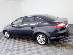 Black Ford Mondeo 2007 in Tallinn, with an engine capacity of 2.00 L and mileage of 429 thousand km for 1099 €, photo 4 on AUTOMOTO.COM.LV