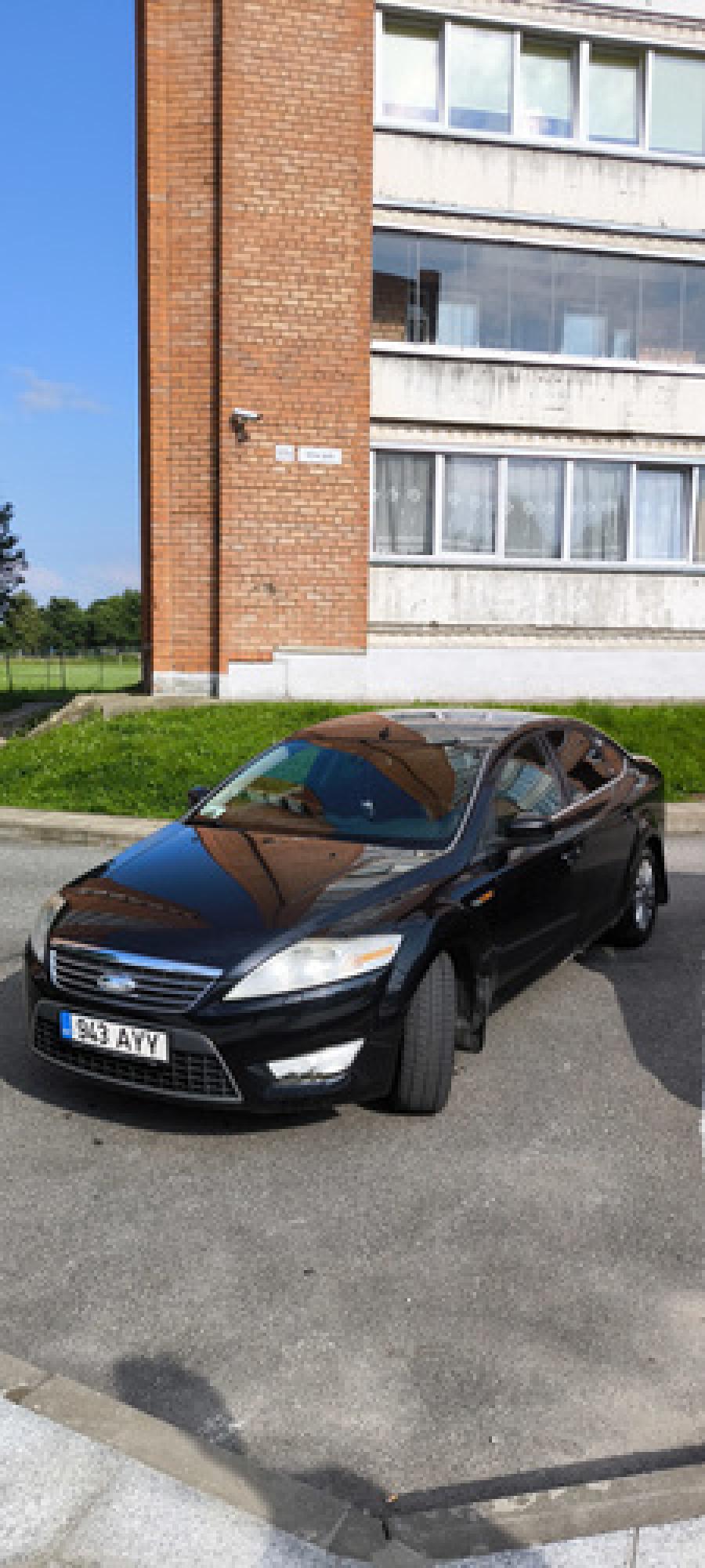 Black Ford Mondeo 2007 in Sillamae, with an engine capacity of 0.00 L and mileage of 308 thousand km for 799 €, photo 3 on AUTOMOTO.COM.LV