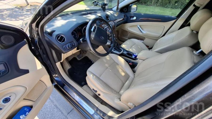 Melns Ford Mondeo 2007 Rīga, ar dzinēja tilpumu 2.00 L un nobraukumu 250 tūkst. km par 2600 €, foto 3 vietnē AUTOMOTO.COM.LV