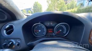 Melns Ford Mondeo 2007 Rīga, ar dzinēja tilpumu 2.00 L un nobraukumu 250 tūkst. km par 2600 €, foto 10 vietnē AUTOMOTO.COM.LV