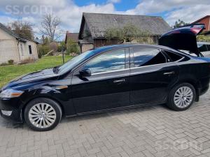 Melns Ford Mondeo 2008 Valka, ar dzinēja tilpumu 2.00 L un nobraukumu 0 tūkst. km par 1650 €, foto 3 vietnē AUTOMOTO.COM.LV