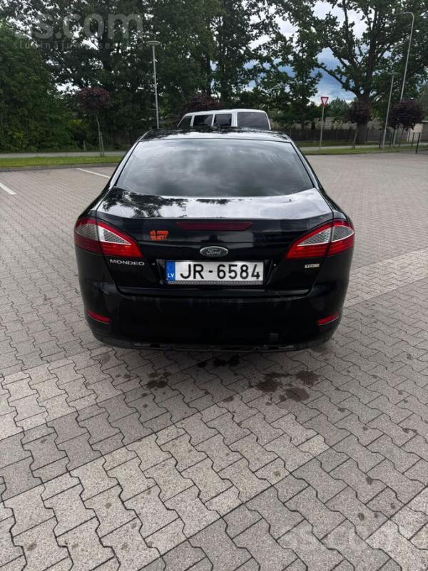 Melns Ford Mondeo 2008 Dobele, ar dzinēja tilpumu 1.80 L un nobraukumu 414 tūkst. km par 1800 €, foto 7 vietnē AUTOMOTO.COM.LV