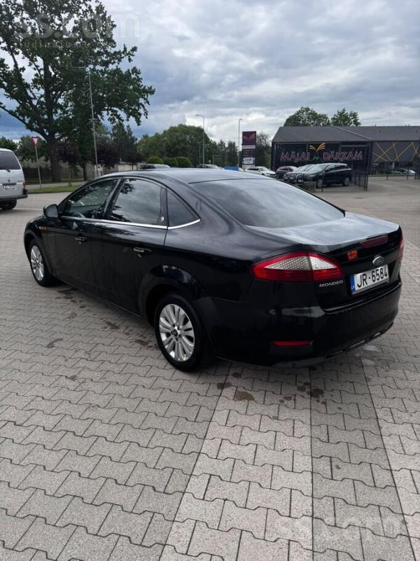 Black Ford Mondeo 2008 in Dobele, with an engine capacity of 1.80 L and mileage of 414 thousand km for 1800 €, photo 6 on AUTOMOTO.COM.LV