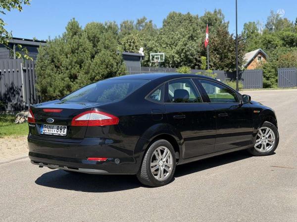 Black Ford Mondeo 2008 in Vilnius, with an engine capacity of 2.00 L and mileage of 170 thousand km for 2750 €, photo 2 on AUTOMOTO.COM.LV