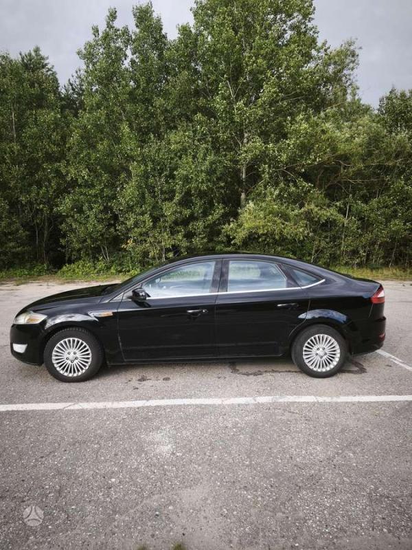 Melns Ford Mondeo 2008 Ukmergė, ar dzinēja tilpumu 2.00 L un nobraukumu 166 tūkst. km par 1250 €, foto 2 vietnē AUTOMOTO.COM.LV