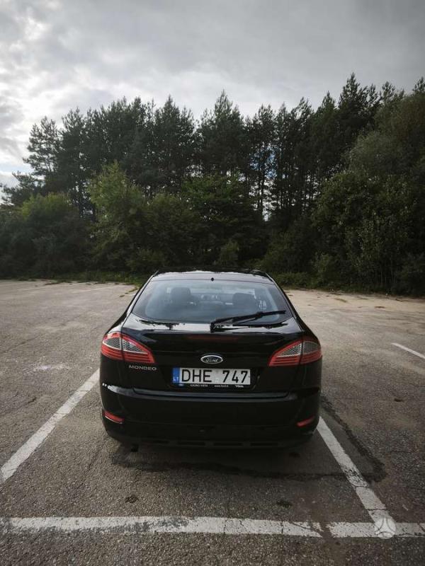 Melns Ford Mondeo 2008 Ukmergė, ar dzinēja tilpumu 2.00 L un nobraukumu 166 tūkst. km par 1250 €, foto 4 vietnē AUTOMOTO.COM.LV