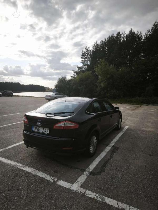 Melns Ford Mondeo 2008 Ukmergė, ar dzinēja tilpumu 2.00 L un nobraukumu 166 tūkst. km par 1250 €, foto 5 vietnē AUTOMOTO.COM.LV