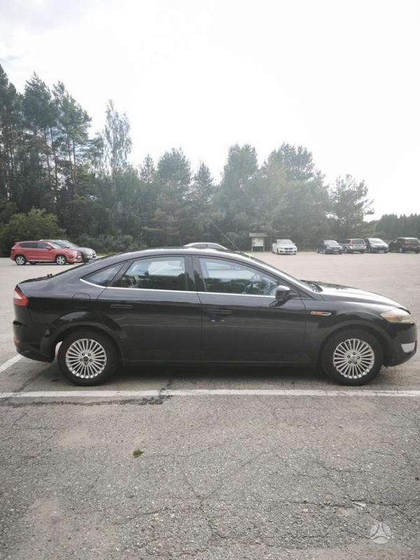 Melns Ford Mondeo 2008 Ukmergė, ar dzinēja tilpumu 2.00 L un nobraukumu 166 tūkst. km par 1250 €, foto 6 vietnē AUTOMOTO.COM.LV