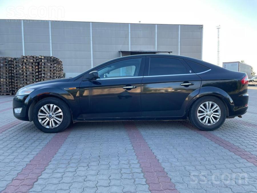 Melns Ford Mondeo 2008 Rīga, ar dzinēja tilpumu 1.80 L un nobraukumu 413 tūkst. km par 1100 €, foto 5 vietnē AUTOMOTO.COM.LV