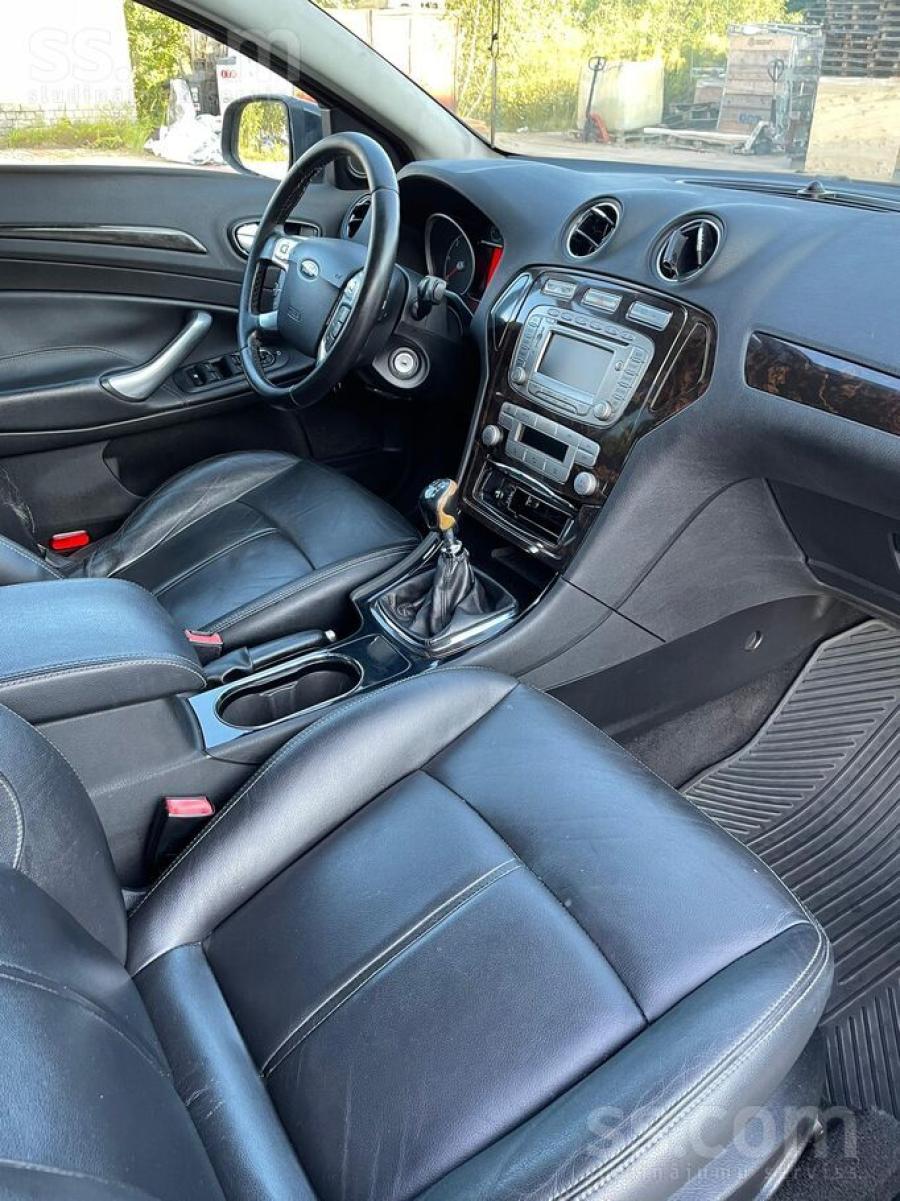 Melns Ford Mondeo 2008 Rīga, ar dzinēja tilpumu 1.80 L un nobraukumu 413 tūkst. km par 1100 €, foto 8 vietnē AUTOMOTO.COM.LV