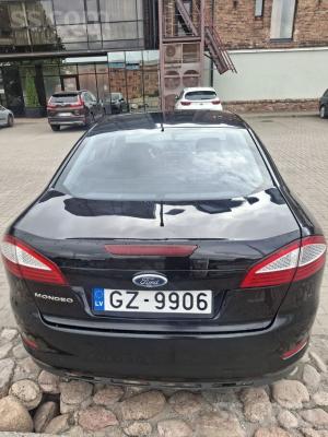 Black Ford Mondeo 2008 in Liepaja, with an engine capacity of 2.00 L and mileage of 175 thousand km for 2050 €, photo 7 on AUTOMOTO.COM.LV