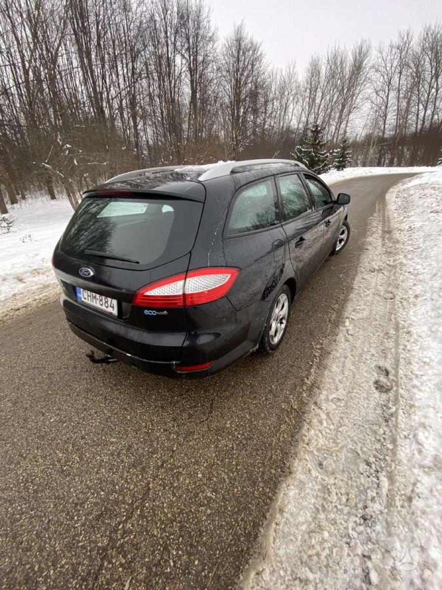 Melns Ford Mondeo 2009 Šauļi, ar dzinēja tilpumu 1.96 L un nobraukumu 335 tūkst. km par 1100 €, foto 4 vietnē AUTOMOTO.COM.LV
