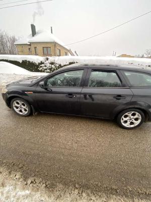 Melns Ford Mondeo 2009 Šauļi, ar dzinēja tilpumu 1.96 L un nobraukumu 335 tūkst. km par 1100 €, foto 7 vietnē AUTOMOTO.COM.LV