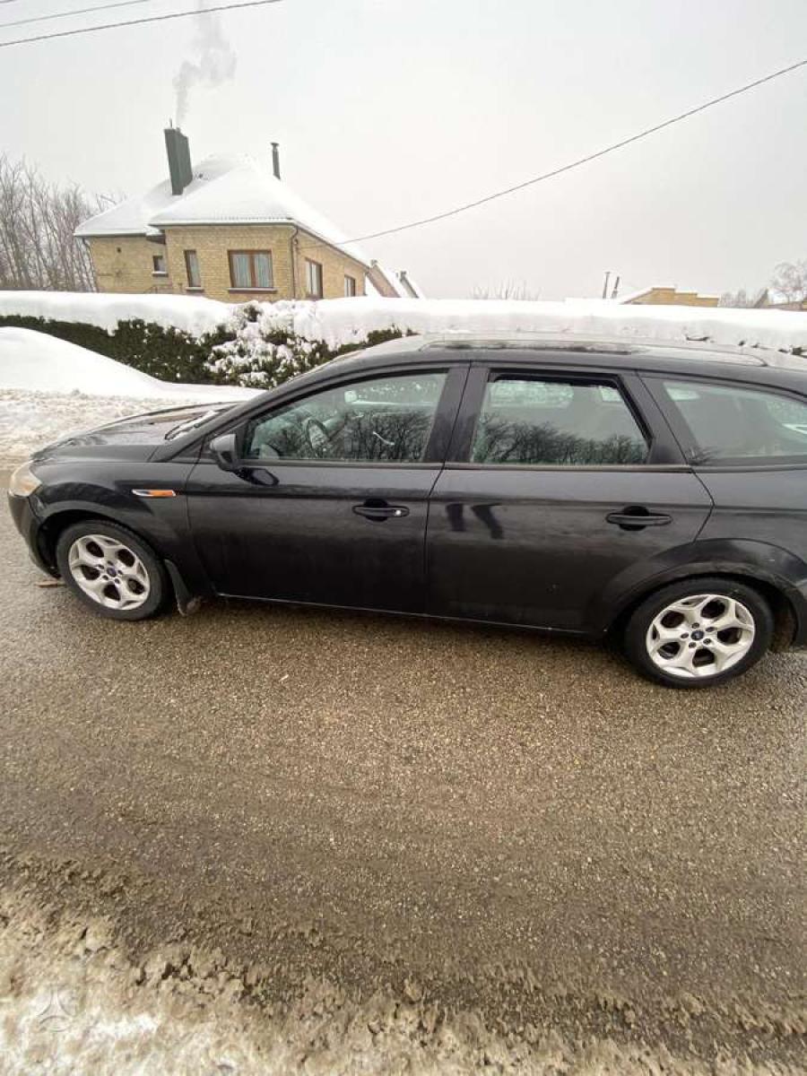 Melns Ford Mondeo 2009 Šauļi, ar dzinēja tilpumu 1.96 L un nobraukumu 335 tūkst. km par 1100 €, foto 7 vietnē AUTOMOTO.COM.LV