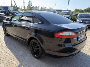 Black Ford Mondeo 2009 in Vilnius, with an engine capacity of 2.00 L and mileage of 339 thousand km for 1950 €, photo 4 on AUTOMOTO.COM.LV