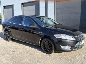 Black Ford Mondeo 2009 in Vilnius, with an engine capacity of 2.00 L and mileage of 339 thousand km for 1950 €, photo 7 on AUTOMOTO.COM.LV