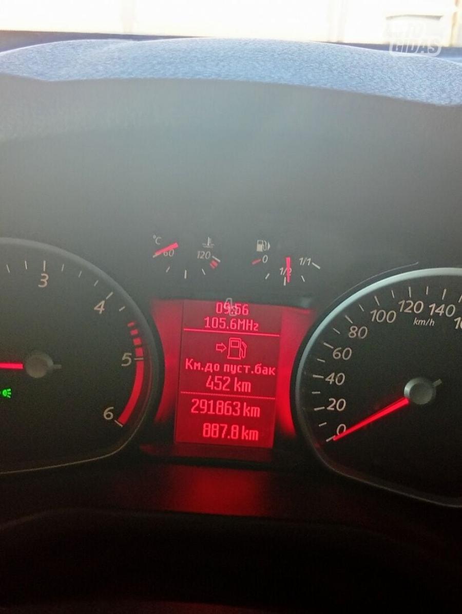 Melns Ford Mondeo 2010 Viļņa, ar dzinēja tilpumu 2.00 L un nobraukumu 190 tūkst. km par 2450 €, foto 10 vietnē AUTOMOTO.COM.LV