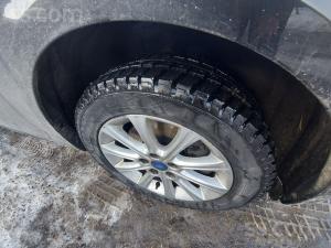 Black Ford Mondeo 2011 in Riga, with an engine capacity of 1.60 L and mileage of 439 thousand km for 1500 €, photo 10 on AUTOMOTO.COM.LV