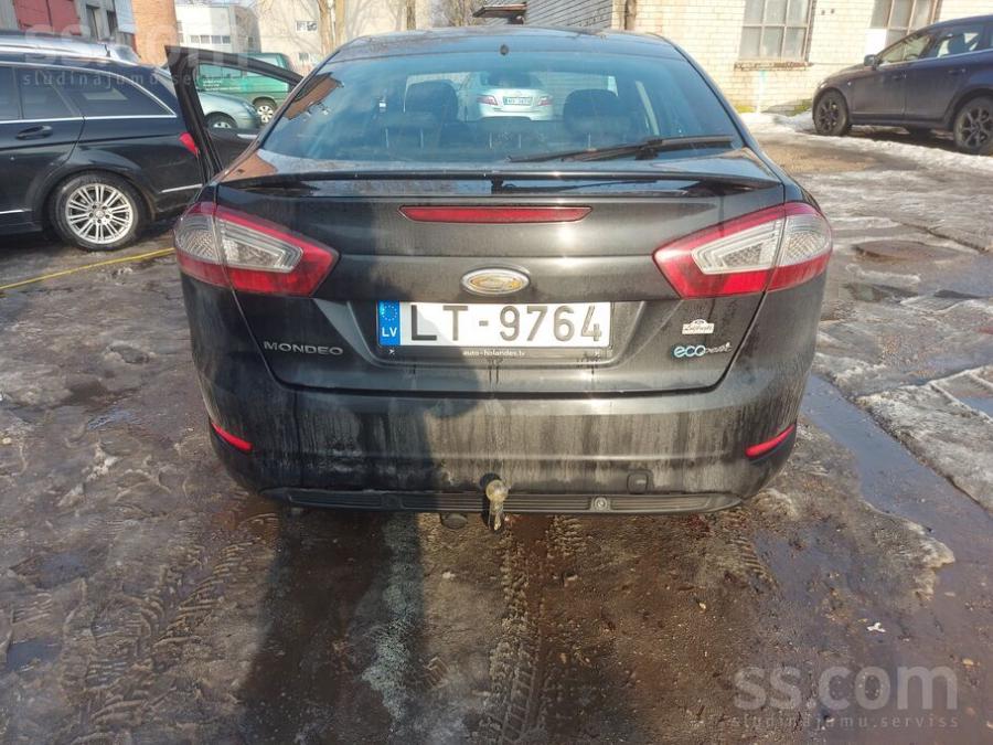 Black Ford Mondeo 2011 in Riga, with an engine capacity of 1.60 L and mileage of 439 thousand km for 1500 €, photo 11 on AUTOMOTO.COM.LV