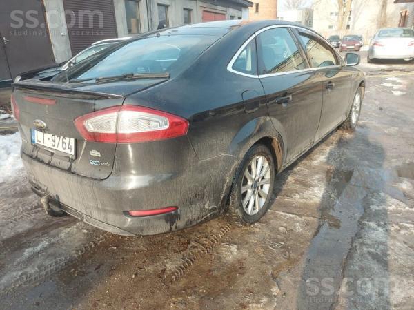 Melns Ford Mondeo 2011 Rīga, ar dzinēja tilpumu 1.60 L un nobraukumu 439 tūkst. km par 1500 €, foto 4 vietnē AUTOMOTO.COM.LV