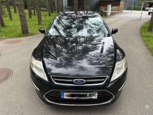 Black Ford Mondeo 2011 in Vilnius, with an engine capacity of 2.00 L and mileage of 250 thousand km for 2650 €, photo 3 on AUTOMOTO.COM.LV