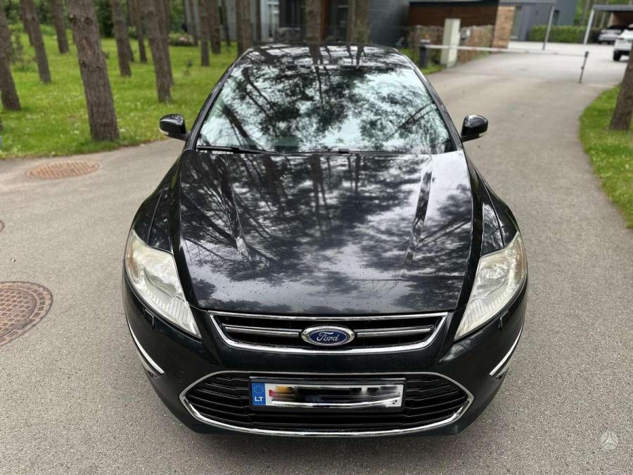 Black Ford Mondeo 2011 in Vilnius, with an engine capacity of 2.00 L and mileage of 250 thousand km for 2650 €, photo 3 on AUTOMOTO.COM.LV