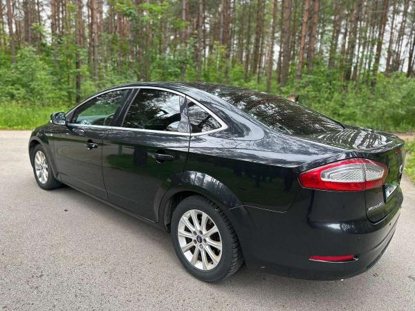 Melns Ford Mondeo 2011 Viļņa, ar dzinēja tilpumu 2.00 L un nobraukumu 250 tūkst. km par 2650 €, foto 4 vietnē AUTOMOTO.COM.LV