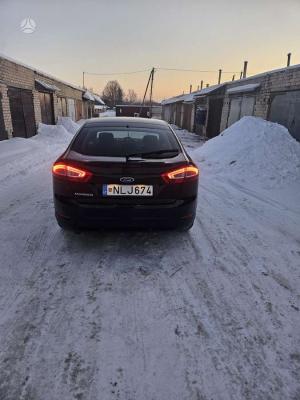 Black Ford Mondeo 2012 in Mazeikiai, with an engine capacity of 2.00 L and mileage of 328 thousand km for 3600 €, photo 5 on AUTOMOTO.COM.LV