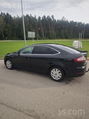 Black Ford Mondeo 2012 in Riga, with an engine capacity of 1.60 L and mileage of 265 thousand km for 4550 €, photo 3 on AUTOMOTO.COM.LV