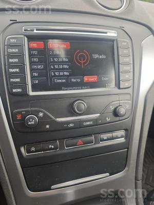 Black Ford Mondeo 2012 in Riga, with an engine capacity of 1.60 L and mileage of 265 thousand km for 4550 €, photo 10 on AUTOMOTO.COM.LV