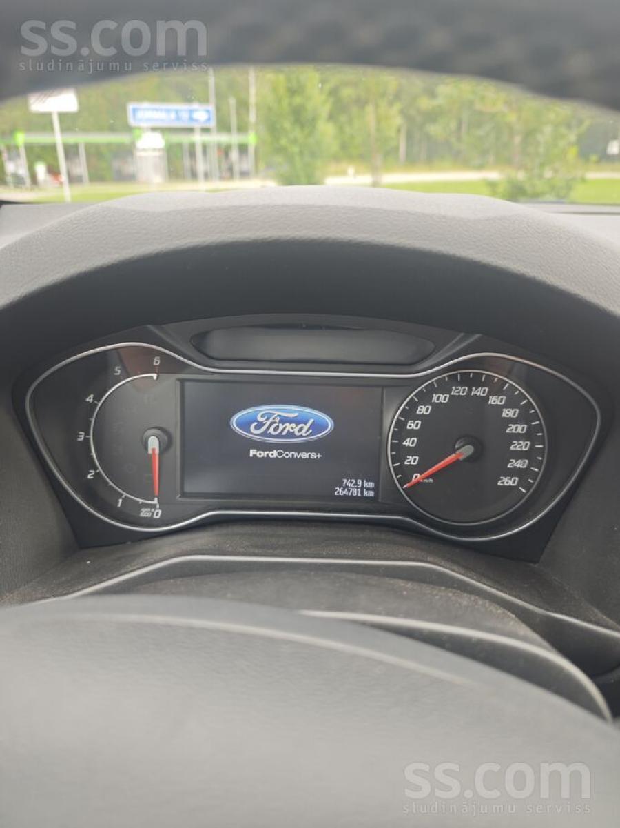 Black Ford Mondeo 2012 in Riga, with an engine capacity of 1.60 L and mileage of 265 thousand km for 4550 €, photo 11 on AUTOMOTO.COM.LV