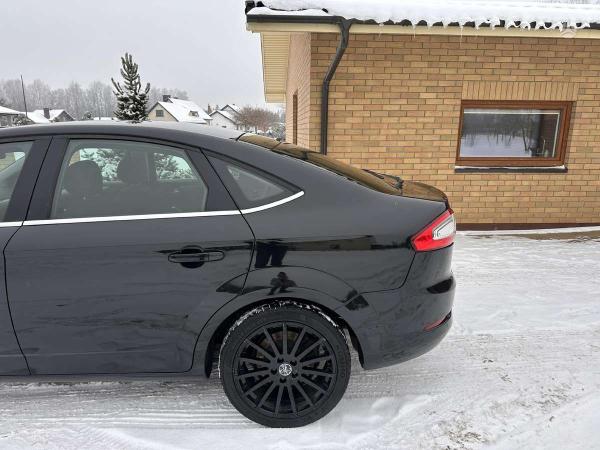Melns Ford Mondeo 2013 Šauļi, ar dzinēja tilpumu 2.00 L un nobraukumu 232 tūkst. km par 3950 €, foto 10 vietnē AUTOMOTO.COM.LV