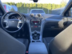 Melns Ford Mondeo 2014 Kauņa, ar dzinēja tilpumu 2.00 L un nobraukumu 366 tūkst. km par 3750 €, foto 8 vietnē AUTOMOTO.COM.LV