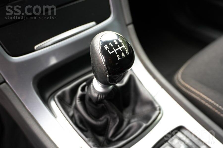Melns Ford Mondeo 2014 Rīga, ar dzinēja tilpumu 1.60 L un nobraukumu 164 tūkst. km par 4490 €, foto 11 vietnē AUTOMOTO.COM.LV