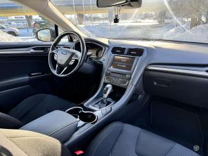 Melns Ford Mondeo 2015 Klaipėda, ar dzinēja tilpumu 2.00 L un nobraukumu 179 tūkst. km par 7800 €, foto 5 vietnē AUTOMOTO.COM.LV