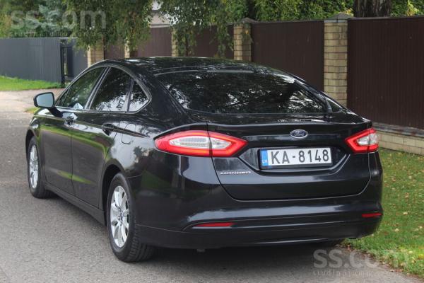 Black Ford Mondeo 2015 in Riga, with an engine capacity of 2.00 L and mileage of 245 thousand km for 3850 €, photo 3 on AUTOMOTO.COM.LV