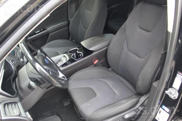 Black Ford Mondeo 2015 in Riga, with an engine capacity of 2.00 L and mileage of 245 thousand km for 3850 €, photo 9 on AUTOMOTO.COM.LV