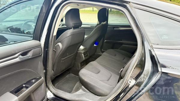 Black Ford Mondeo 2015 in Riga, with an engine capacity of 1.60 L and mileage of 187 thousand km for 5500 €, photo 7 on AUTOMOTO.COM.LV