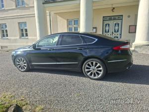 Melns Ford Mondeo 2016 Hāpsalu, ar dzinēja tilpumu 2.00 L un nobraukumu 135 tūkst. km par 10000 €, foto 3 vietnē AUTOMOTO.COM.LV