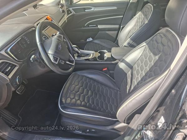 Black Ford Mondeo 2016 in Haapsalu, with an engine capacity of 2.00 L and mileage of 135 thousand km for 10000 €, photo 5 on AUTOMOTO.COM.LV