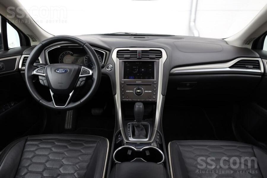 Black Ford Mondeo 2017 in Riga, with an engine capacity of 2.00 L and mileage of 0 thousand km for 7995 €, photo 9 on AUTOMOTO.COM.LV