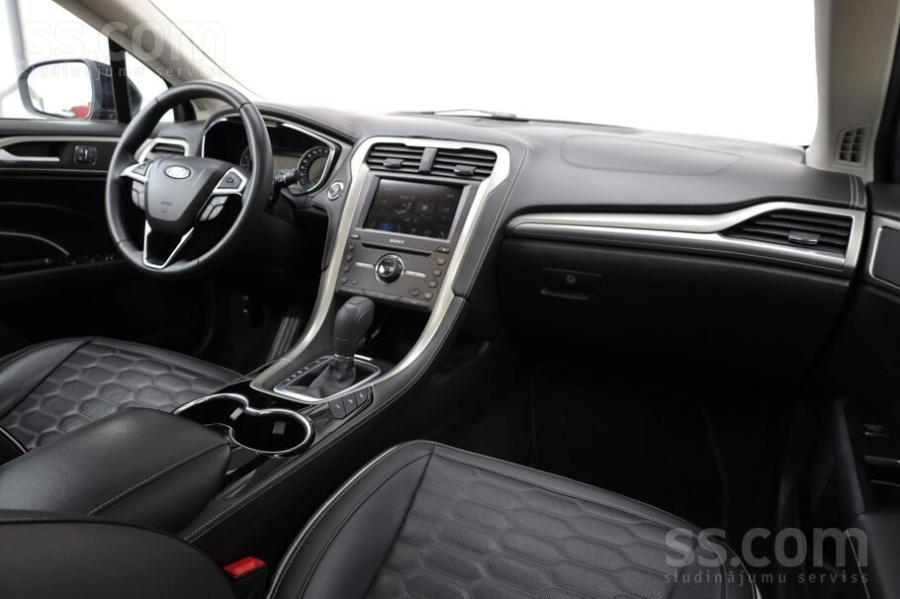Black Ford Mondeo 2017 in Riga, with an engine capacity of 2.00 L and mileage of 0 thousand km for 7995 €, photo 13 on AUTOMOTO.COM.LV
