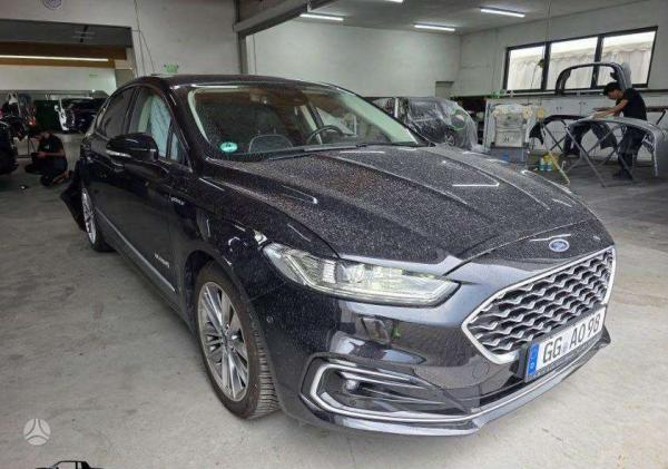 Melns Ford Mondeo 2020 Kauņa, ar dzinēja tilpumu 0.00 L un nobraukumu 72 tūkst. km par 8499 €, foto 1 vietnē AUTOMOTO.COM.LV