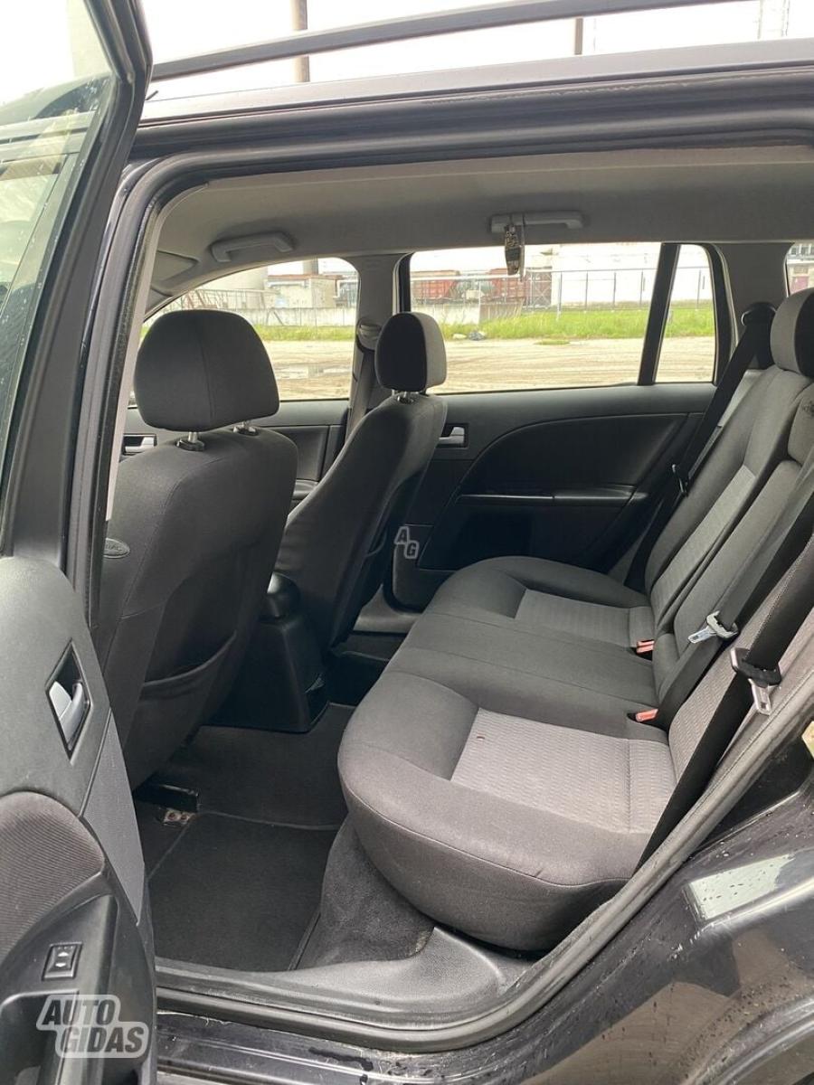 Black Ford Mondeo 2003 in Alytus, with an engine capacity of 2.00 L and mileage of 313 thousand km for 950 €, photo 17 on AUTOMOTO.COM.LV