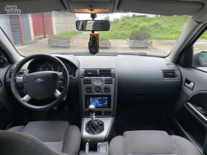 Black Ford Mondeo 2003 in Alytus, with an engine capacity of 2.00 L and mileage of 313 thousand km for 950 €, photo 21 on AUTOMOTO.COM.LV