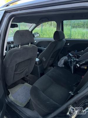 Melns Ford Mondeo 2003 Joniškis, ar dzinēja tilpumu 2.00 L un nobraukumu 294 tūkst. km par 750 €, foto 13 vietnē AUTOMOTO.COM.LV