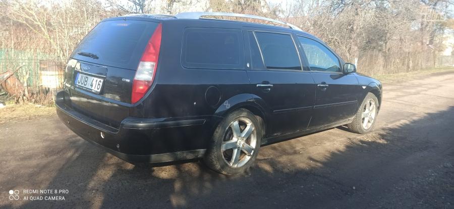 Black Ford Mondeo 2004 in Sakiai, with an engine capacity of 2.00 L and mileage of 318 thousand km for 1000 €, photo 2 on AUTOMOTO.COM.LV