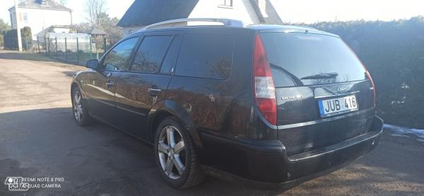 Black Ford Mondeo 2004 in Sakiai, with an engine capacity of 2.00 L and mileage of 318 thousand km for 1000 €, photo 6 on AUTOMOTO.COM.LV