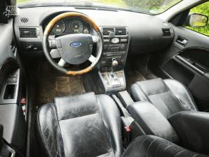 Black Ford Mondeo 2005 in Kaunas, with an engine capacity of 2.00 L and mileage of 250 thousand km for 499 €, photo 7 on AUTOMOTO.COM.LV